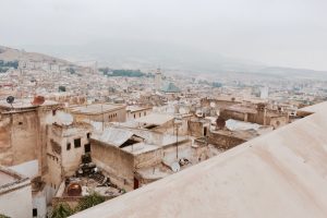La médina de Fès date du VIIIème siècle et mesure 280 hectares. C’est ...